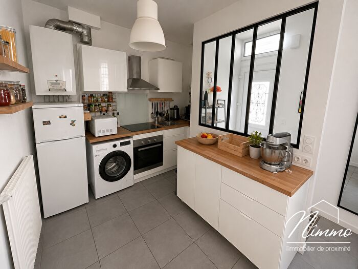 Appartement 2 pièces à louer - Nîmes, Placette