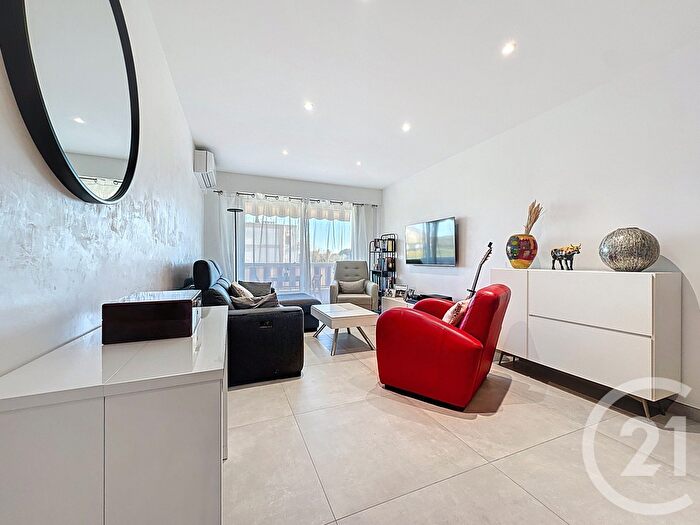 Appartement à vendre - Antibes, Rabiac, Carriat, Les Semboules, Les Brusquets - 4 pièces - 3 chambres