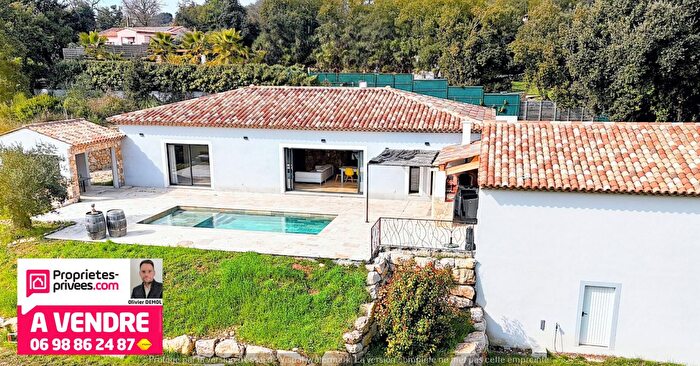 Maison à vendre - Montauroux - 6 pièces - 4 chambres