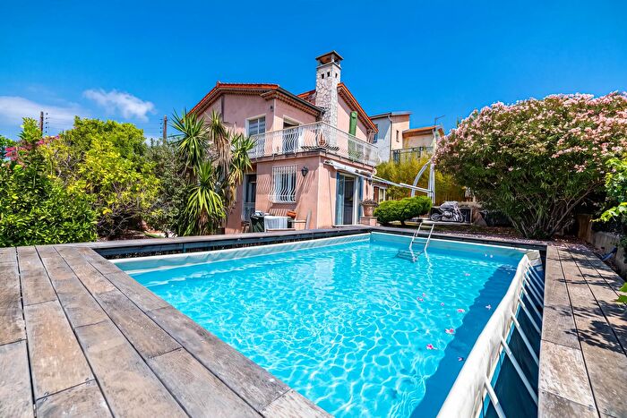 Maison 5 pièces à Nice, Saint-Antoine, à vendre
