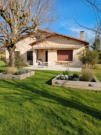 Maison à vendre - Latoue - 7 pièces - 3 chambres