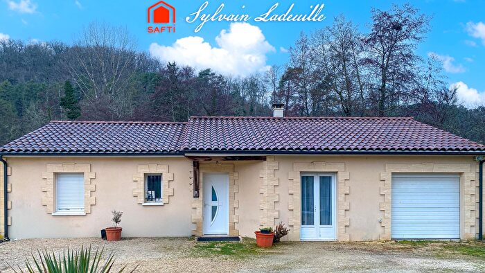 Maison à vendre - Le Bugue - 4 pièces - 3 chambres