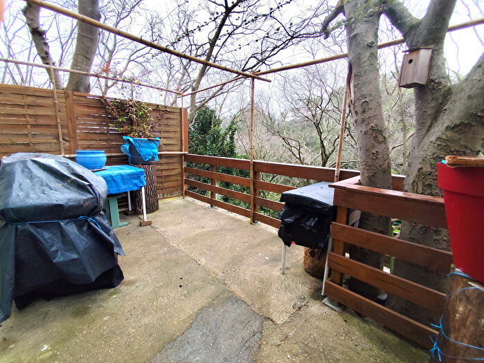 Maison à vendre - Poulx - 5 pièces - 3 chambres