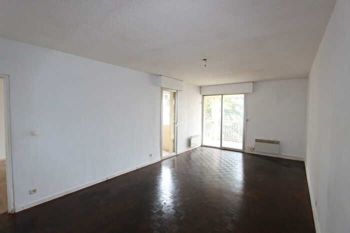 Appartement à vendre - Nevers, Maupas, Victor-Hugo - 4 pièces - 3 chambres