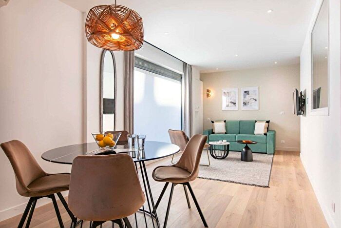 Appartement à louer - Île de la Cité, Paris er arrondissement - 3 pièces - 1 chambre