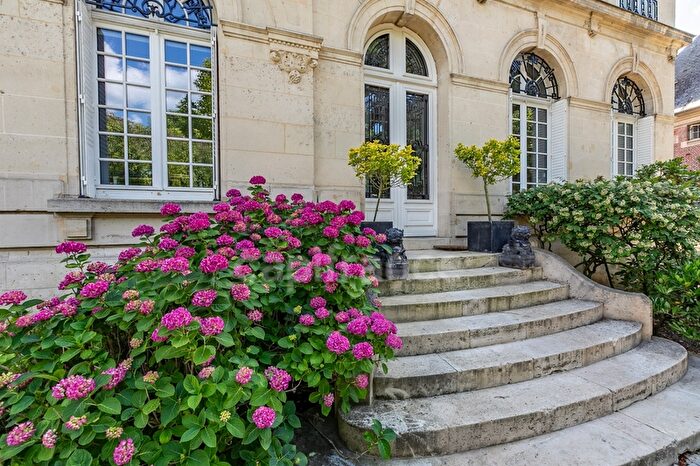 Maison 11 pièces à vendre - Soissons, Centre-ville