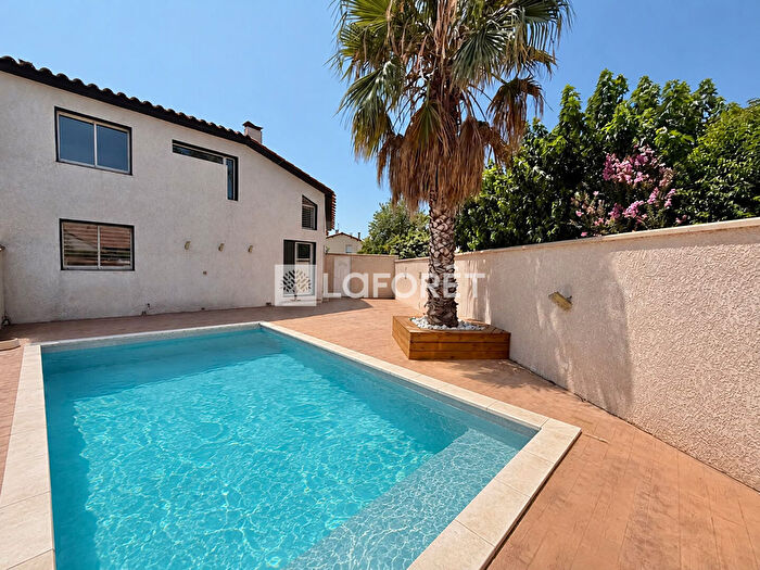 Saint-Estève : Maison 6 pièces à vendre