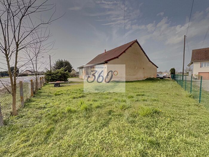 Maison à vendre - Louhans - 2 pièces - 1 chambre