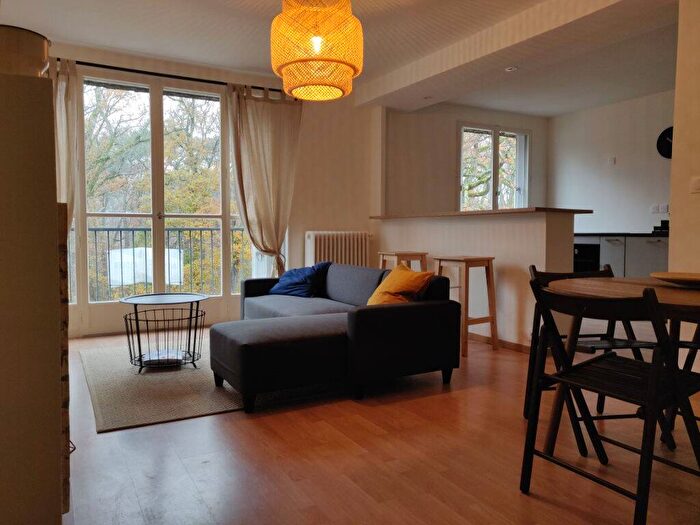 Appartement à louer - Montjoyeux, Tours - 1 pièce