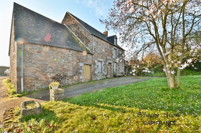 Maison à vendre - Sougéal - 3 pièces