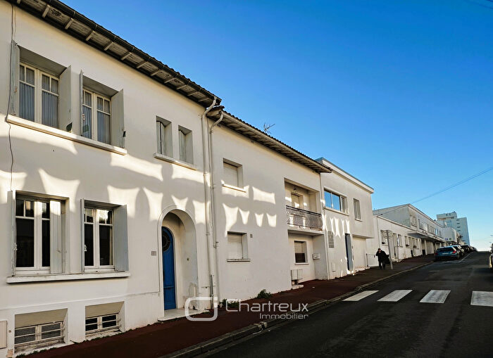 Maison à vendre - Royan, Centre-ville - 5 pièces - 3 chambres