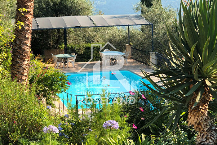 Maison à vendre - Le Broc - 9 pièces - 7 chambres