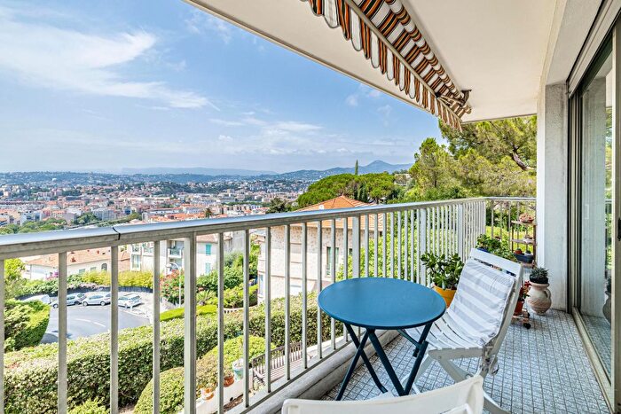 Nice, Mont-Boron - Appartement 2 pièces à vendre
