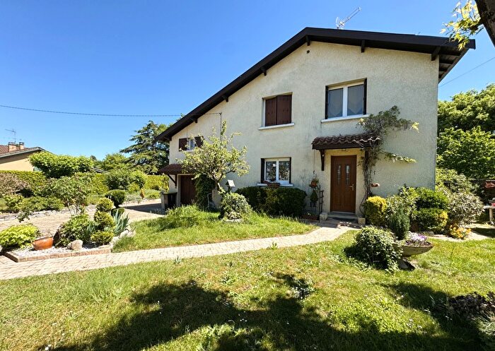 Maison à vendre - Jonage - 6 pièces - 3 chambres