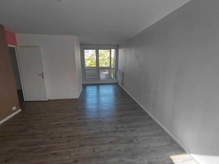 Appartement 2 pièces à Échirolles, Villeneuve, à louer