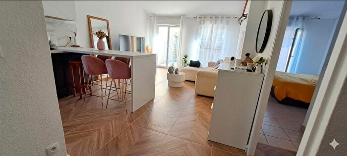 Le Grau-du-Roi, Port Camargue, Les Marinas, Plage Sud, Plage Nord : Maison 4 pièces à vendre