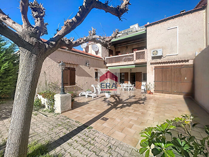 Maison à vendre - Marseille e , Bon Secours - 5 pièces - 4 chambres