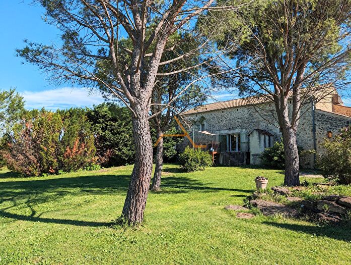 Maison à vendre - Sérignan-du-Comtat - 8 pièces - 5 chambres