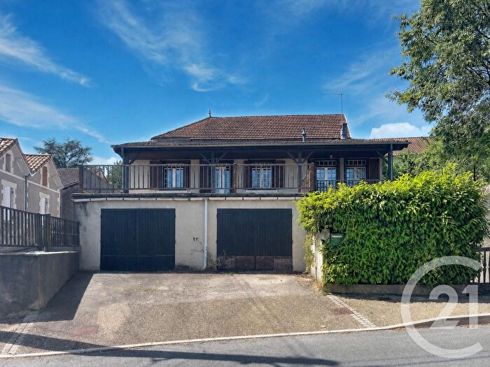Montpon-Ménestérol : Maison 6 pièces à vendre