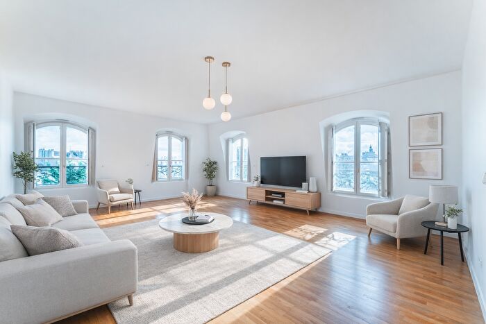 Appartement à vendre - Saint-Germain-en-Laye, Alsace, Péreire - 4 pièces - 2 chambres