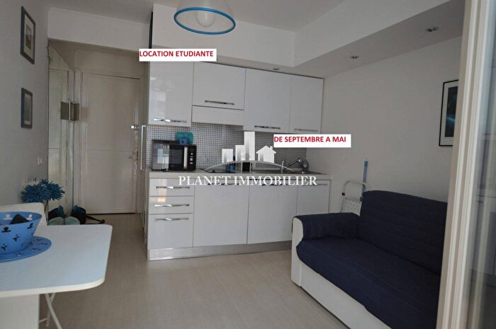 Appartement à louer - Juan-les-Pins, Antibes - 1 pièce