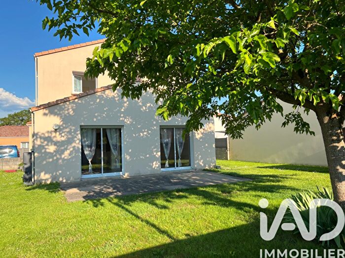 Port-Saint-Père : Maison 5 pièces à vendre