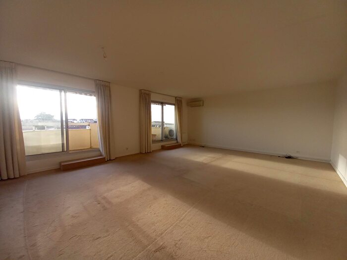 Bordeaux, Ornano : Appartement 4 pièces à louer