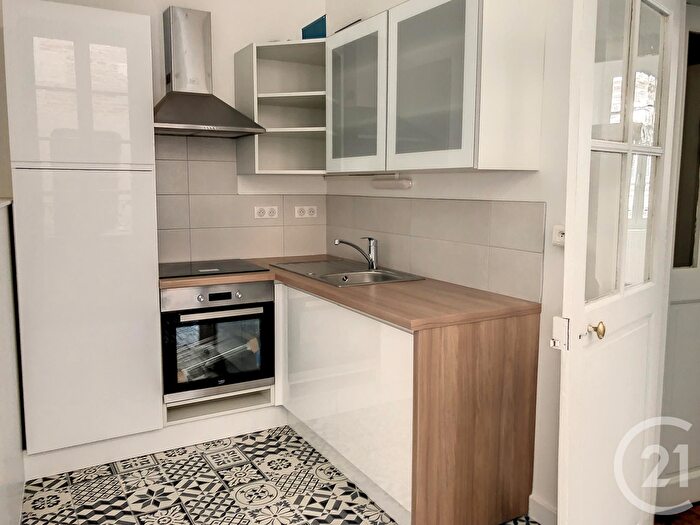 Auxerre, Centre-ville : Appartement 3 pièces à louer