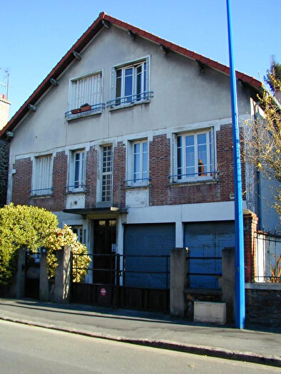 Choisy-le-Roi, Centre-ville, Parc Prairie, Hautes Bornes : Appartement 2 pièces à louer
