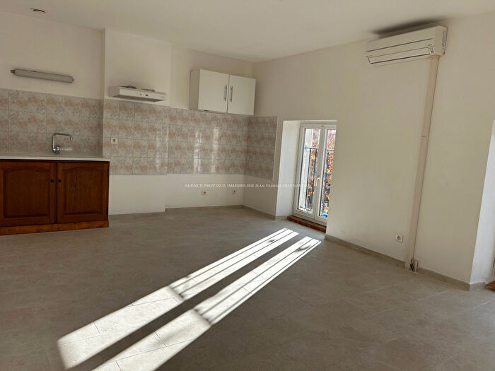 Valréas : Appartement 3 pièces à louer