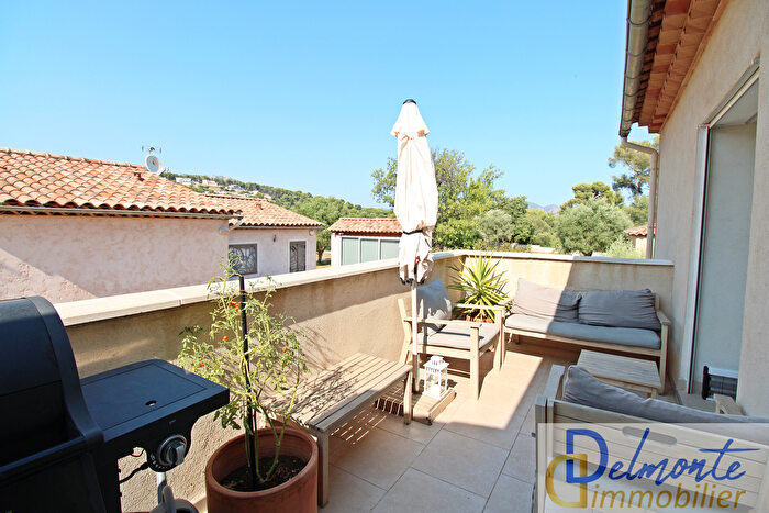 Ollioules, Saint-Roch, Campourri, Montauban, Piedardant : Appartement 3 pièces à louer