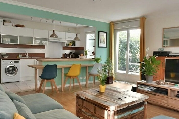 Appartement 4 pièces à louer à Suresnes, Carnot, Gambetta