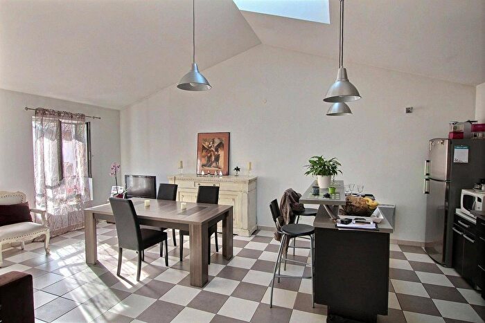 Appartement à louer - Montchat, Lyon ème arrondissement - 2 pièces - 1 chambre