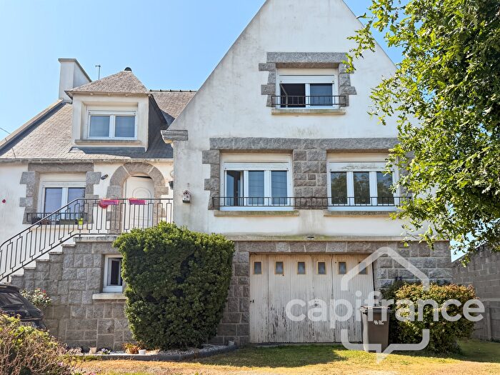 Maison 6 pièces à vendre à Lannilis