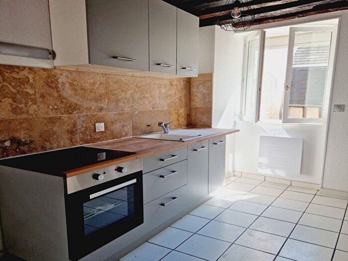 Appartement à louer - Saint Genest-La Butte, Nevers - 3 pièces - 2 chambres