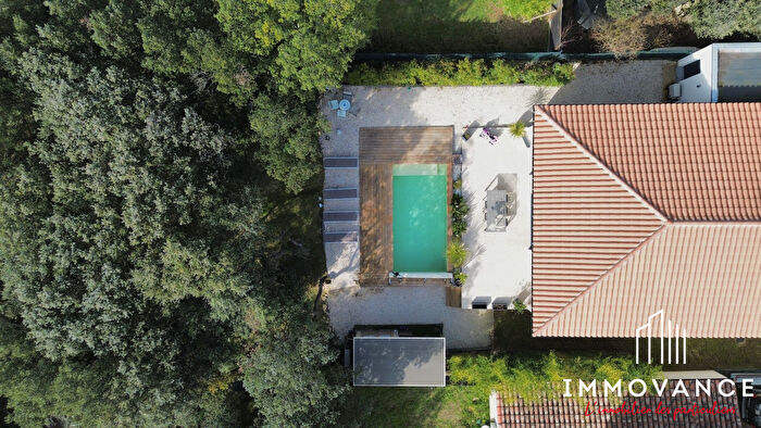 Maison 5 pièces à Villevieille, à vendre