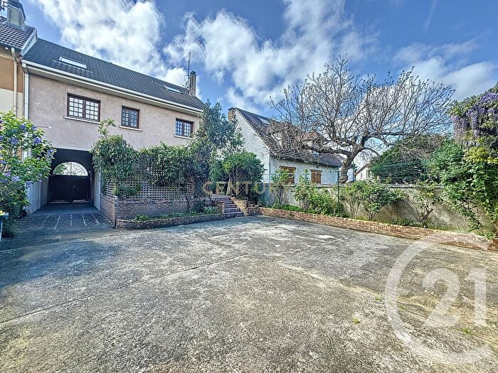 Neuilly-Plaisance, Eglise, Gare - Maison 8 pièces à vendre