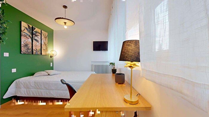 Appartement à louer - Monthieu-Saint François, Saint-Étienne - 1 pièce