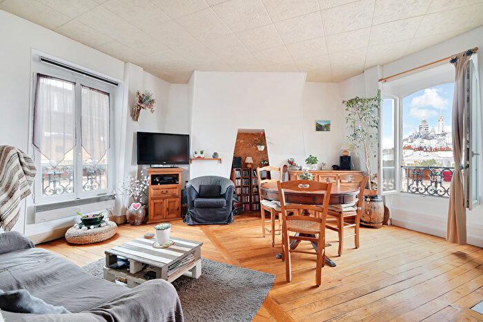 Appartement à vendre - Paris e , Simplon, Poissonniers - 4 pièces - 3 chambres