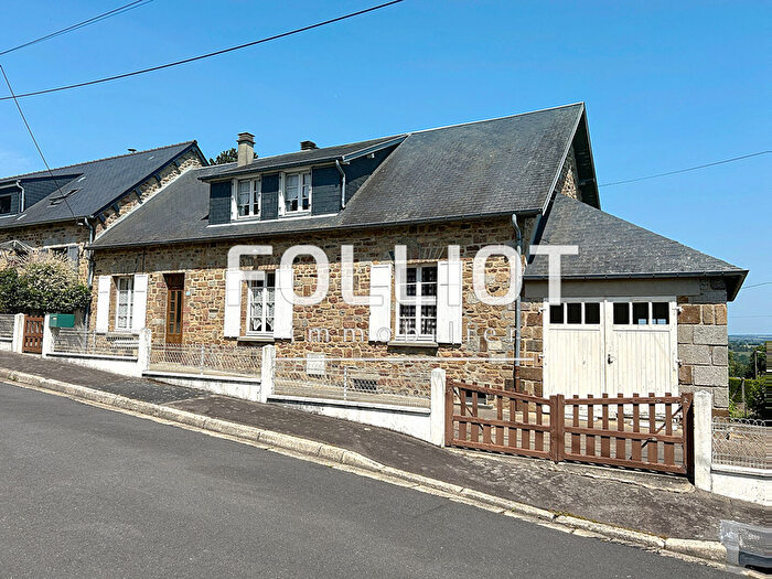 Maison à vendre - Vire, Centre-ville, Gare - 5 pièces - 4 chambres