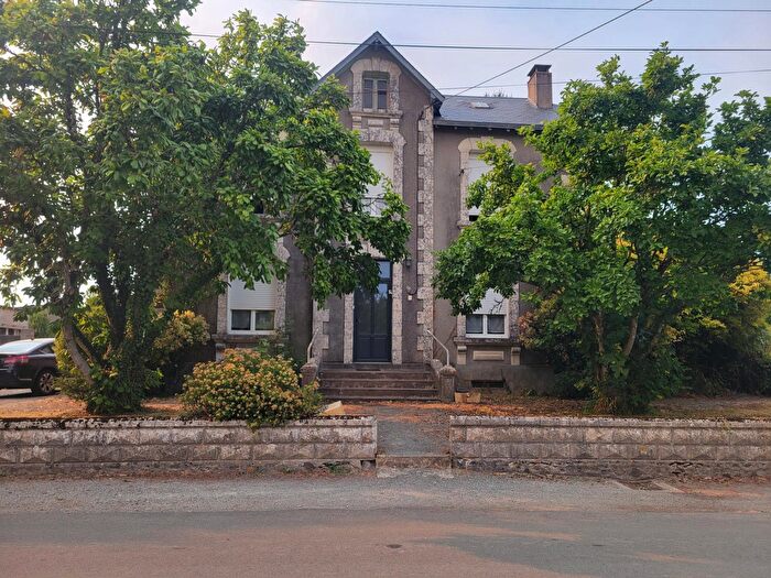 Maison 5 pièces à vendre - Mazières-en-Gâtine