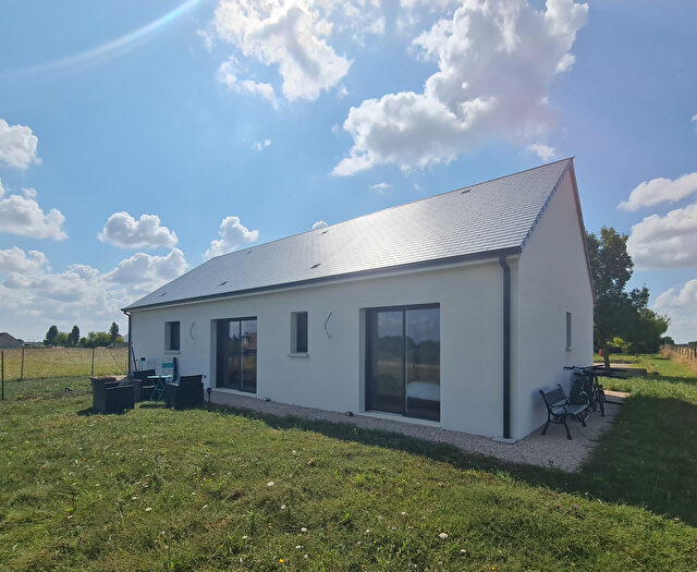 Maison 4 pièces à vendre à Prunay-Cassereau