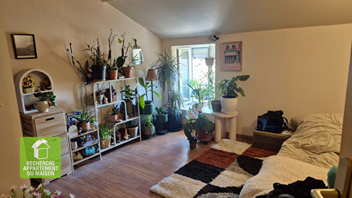 Appartement à vendre - Chavanoz - 2 pièces - 1 chambre