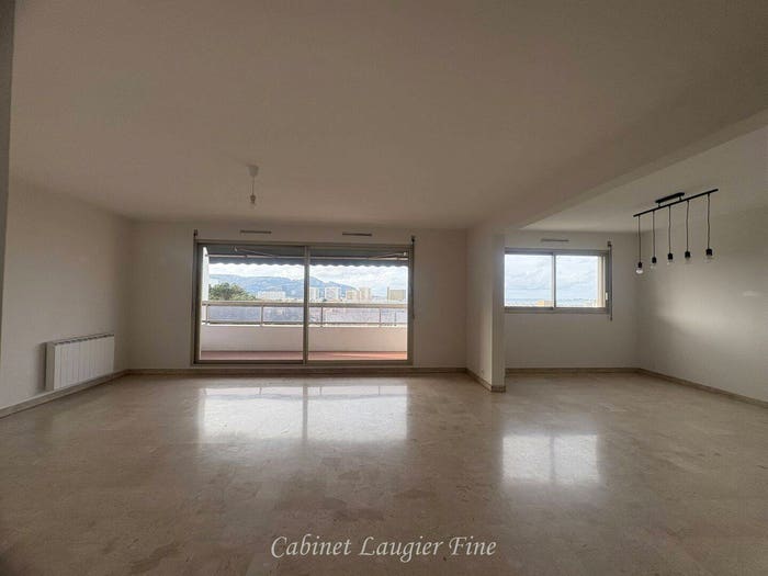 Marseille 9ème arrondissement - Appartement 5 pièces à louer