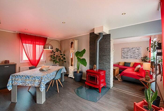 Maison à vendre - Nogent-sur-Eure - 9 pièces - 5 chambres