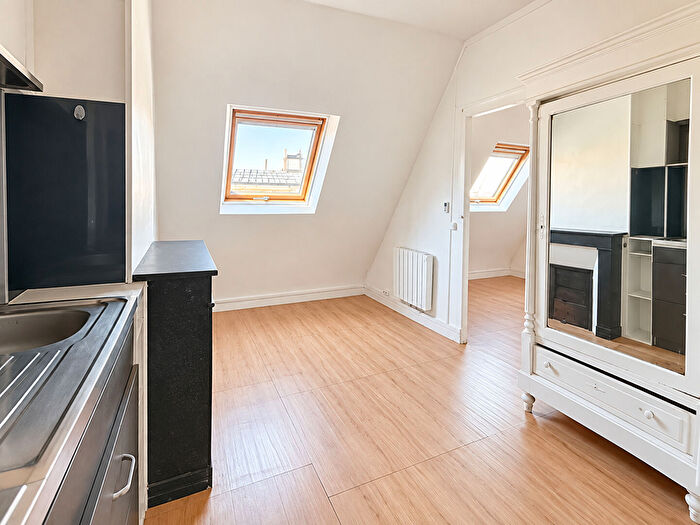 Appartement 2 pièces à Paris 7ème, Invalides, à vendre