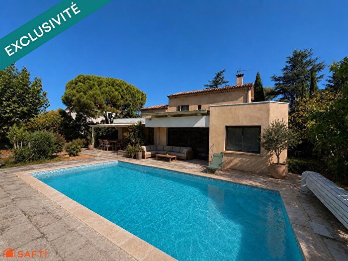 Maison 6 pièces à Alès, Centre-ville, à vendre