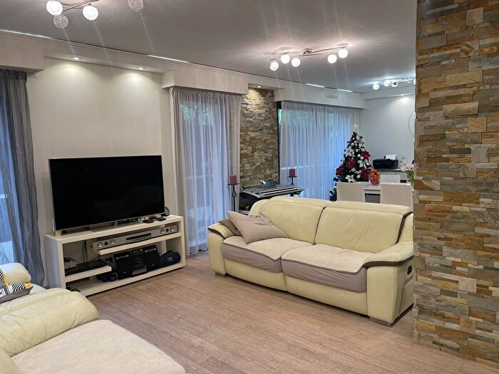 Appartement à vendre - Villeneuve-Loubet, Plage - 5 pièces - 4 chambres