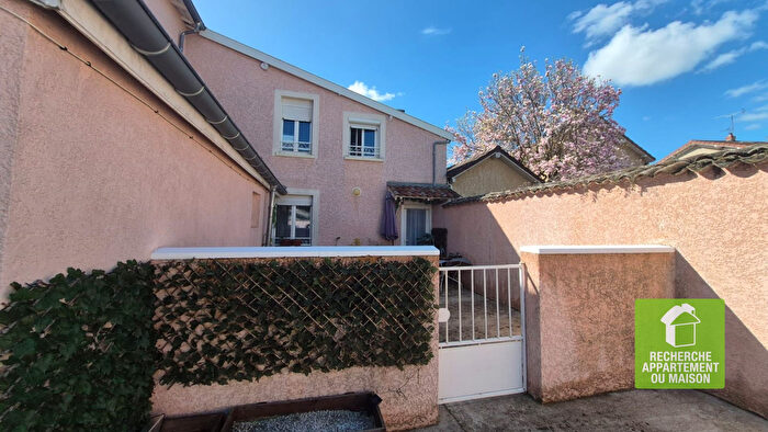 Appartement à vendre - Chavanoz - 3 pièces - 2 chambres