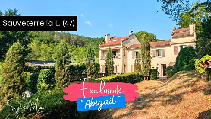 Sauveterre-la-Lémance - Maison 11 pièces à vendre